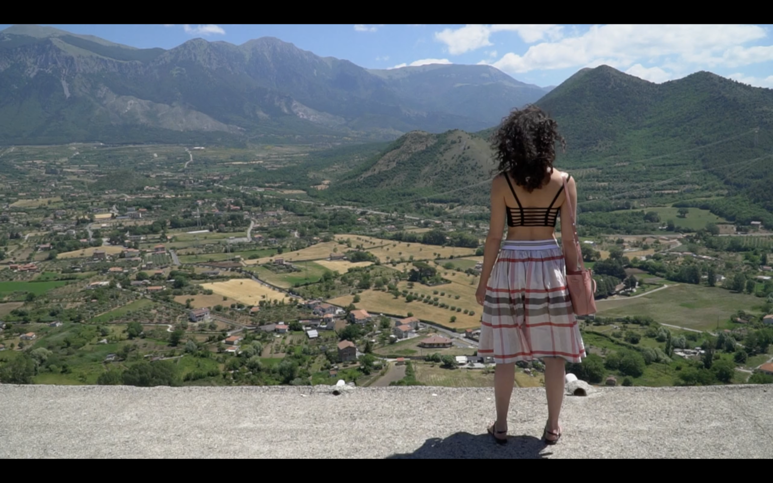 Robust Video Mattingで高解像度動画からリアルタイムで人物切り抜きを試してみる - つくもちブログ 〜Python&AIまとめ〜